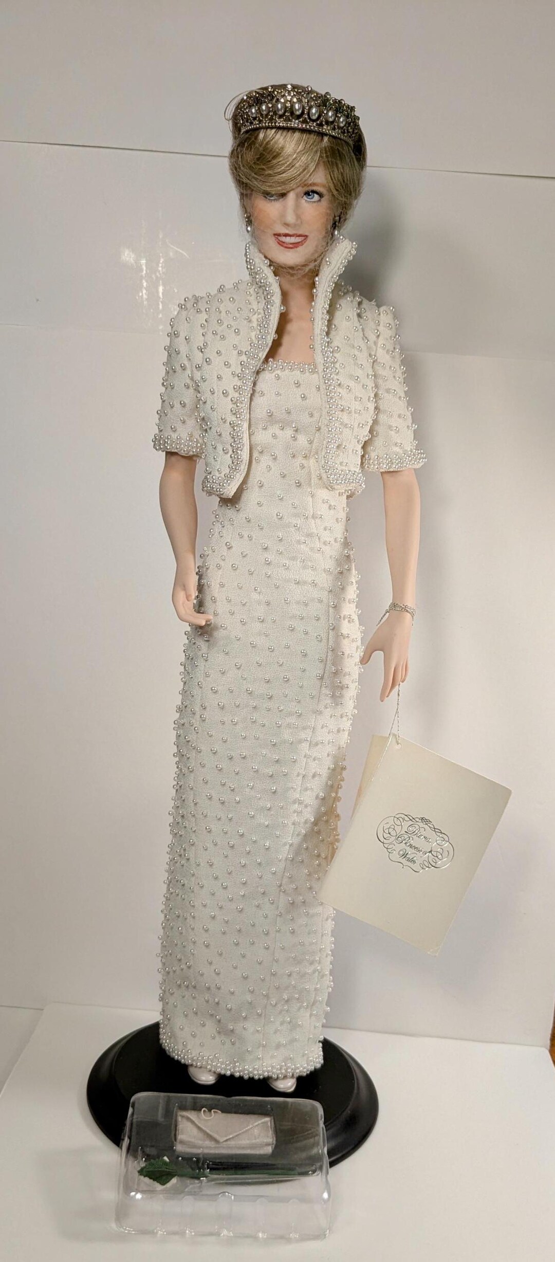 Franklin Mint 17-inch Diana Princess of Wales Doll in Beaded White Gown ...