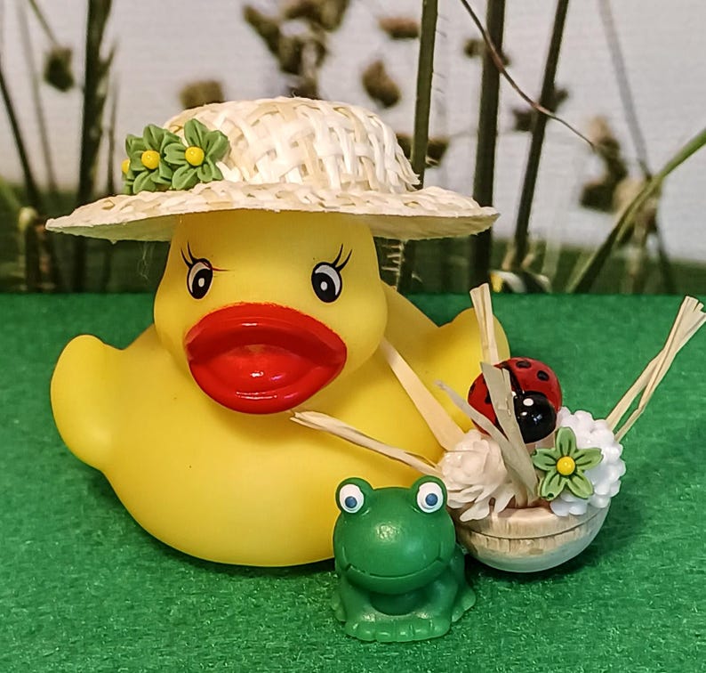 Spring, Summer Gardening Duck With Frog and Ladybug! - Etsy