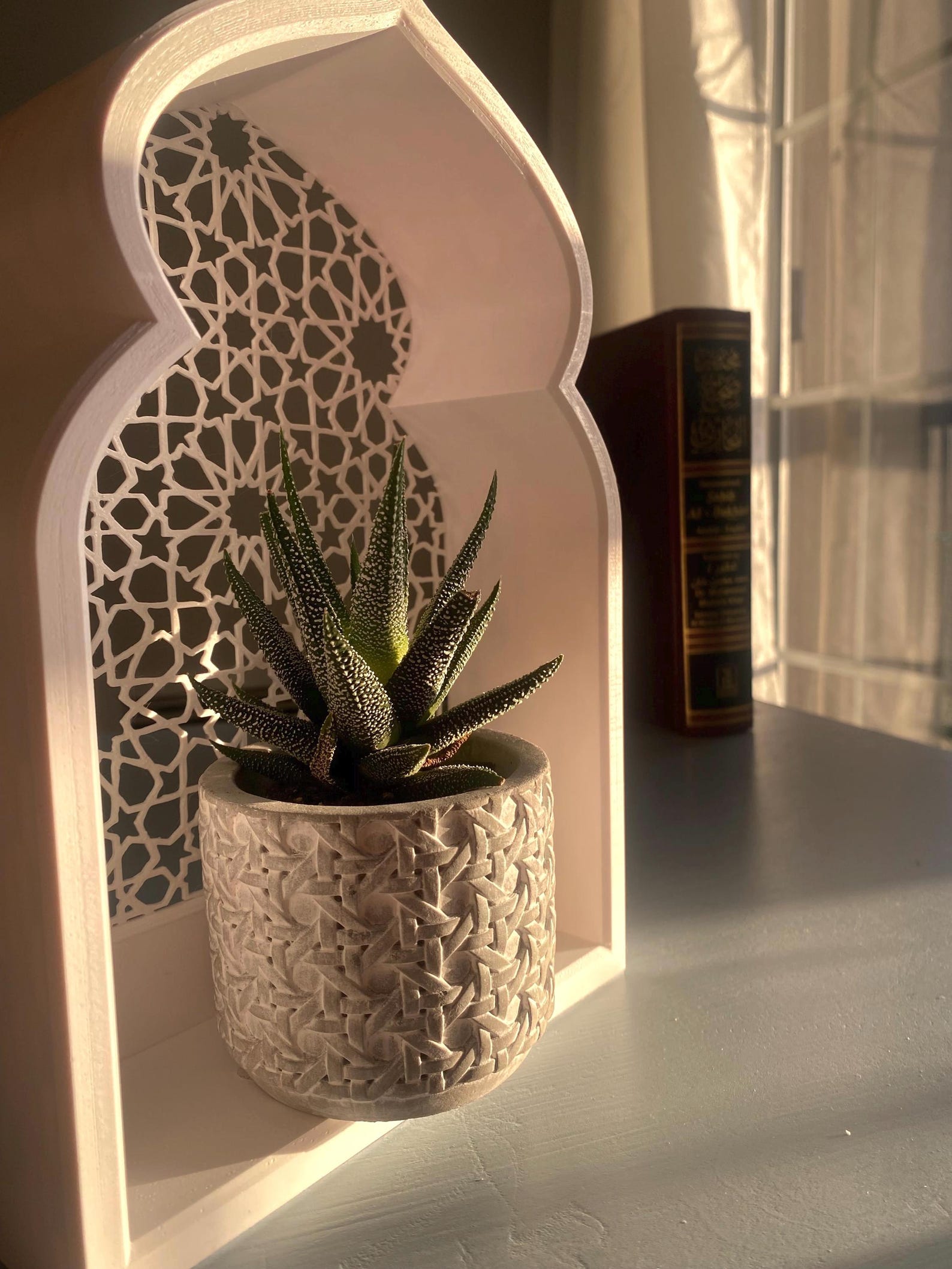 Floating Mihrab Shelf, Beautiful Islamic Patterns, Modern Islamic Home ...
