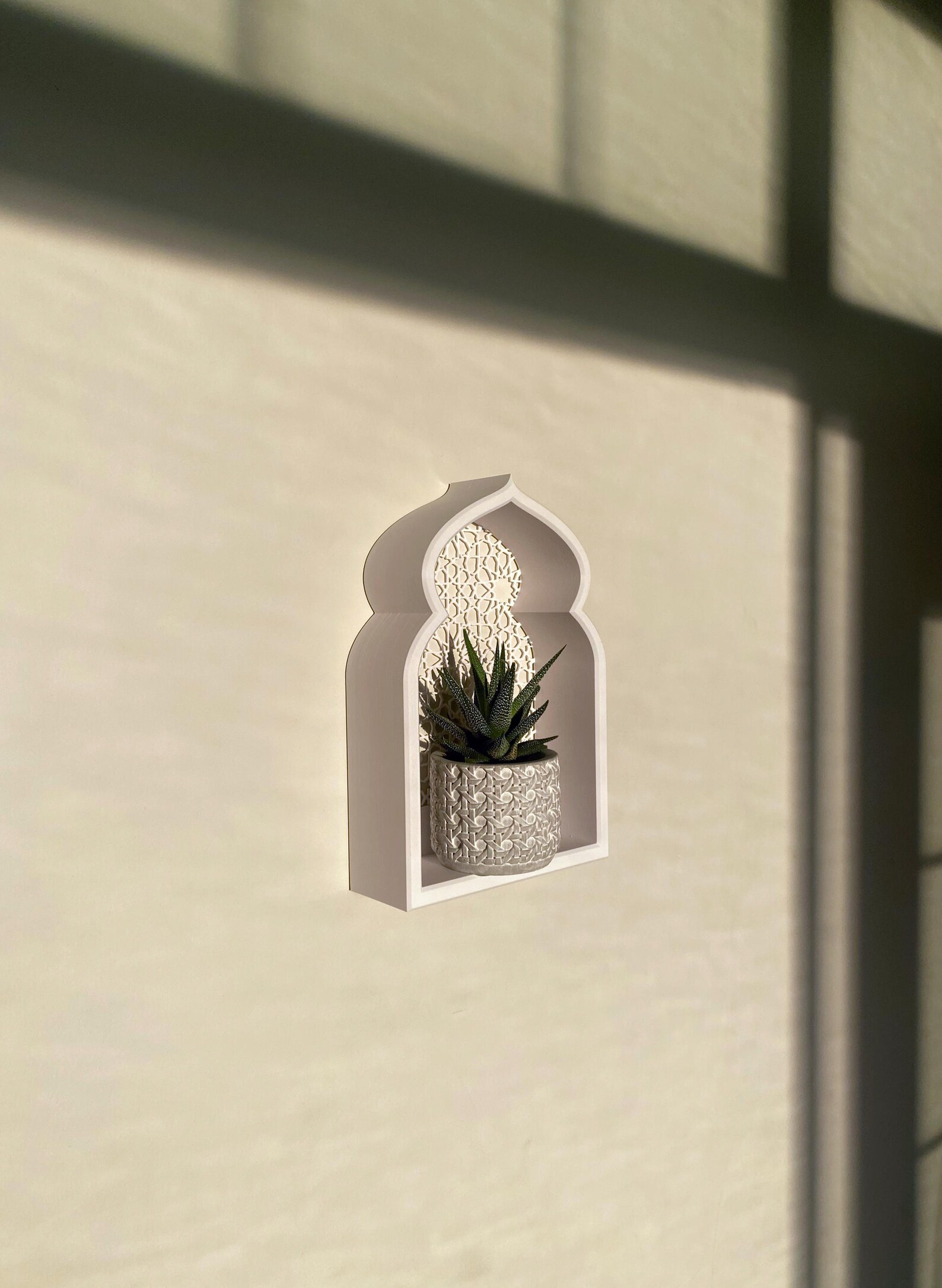 Floating Mihrab Shelf, Beautiful Islamic Patterns, Modern Islamic Home ...