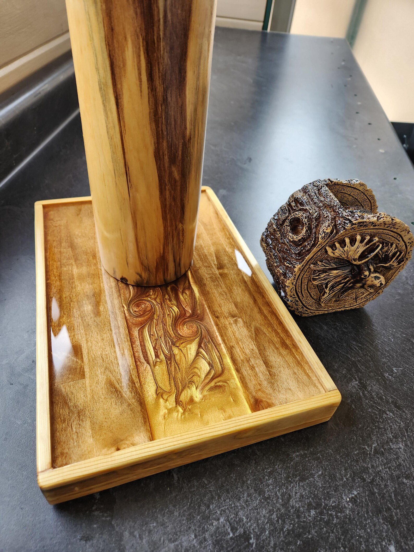 Handcrafted Rustic Cabin/lodge/home Decor Pine Log Lamp With Resin ...