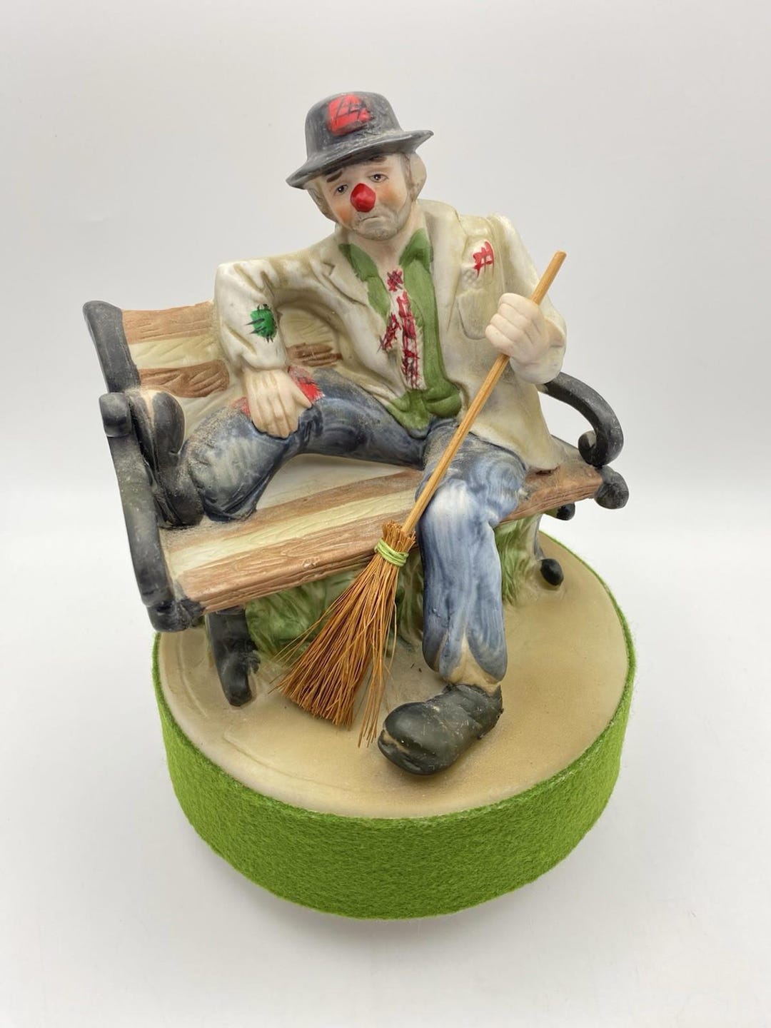 Vintage Music Box - Clyde the Clown - Porcelain - Dynasty Doll ...