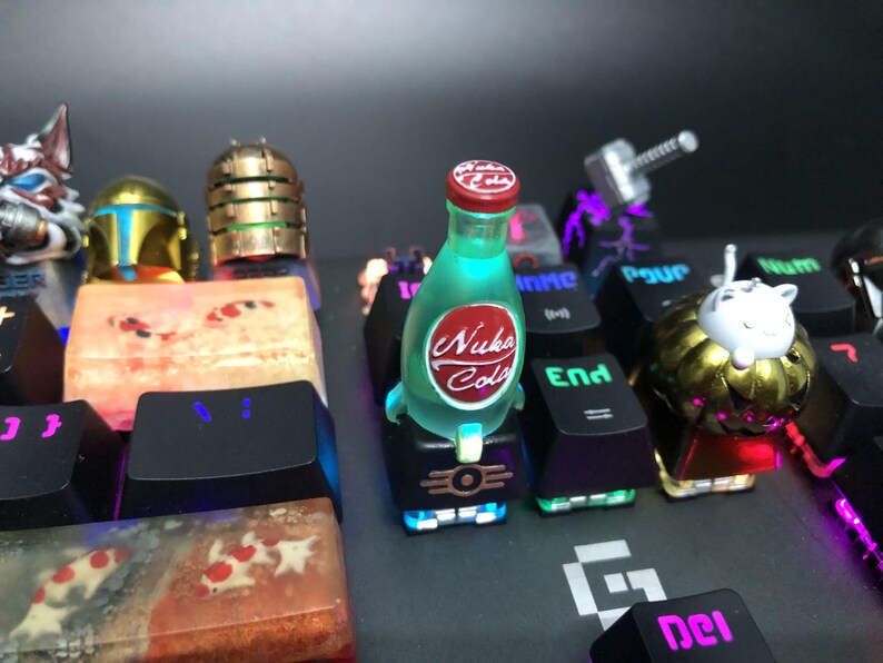 Nuka Cola Quantum Artisan Keycap | Fallout Inspired Glowing Bottle Key ...