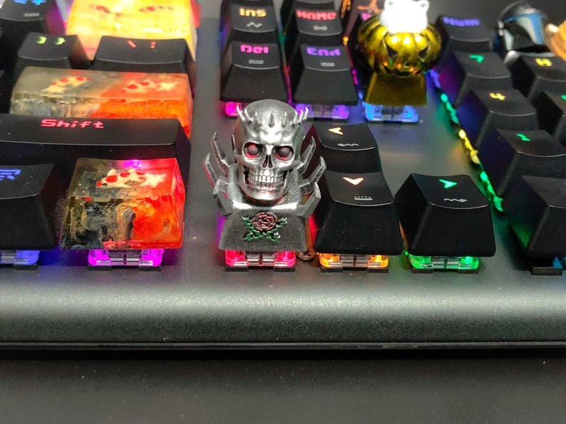Skull Knight Keycap – Berserk-inspired Handmade Artisan Key | Metal ...