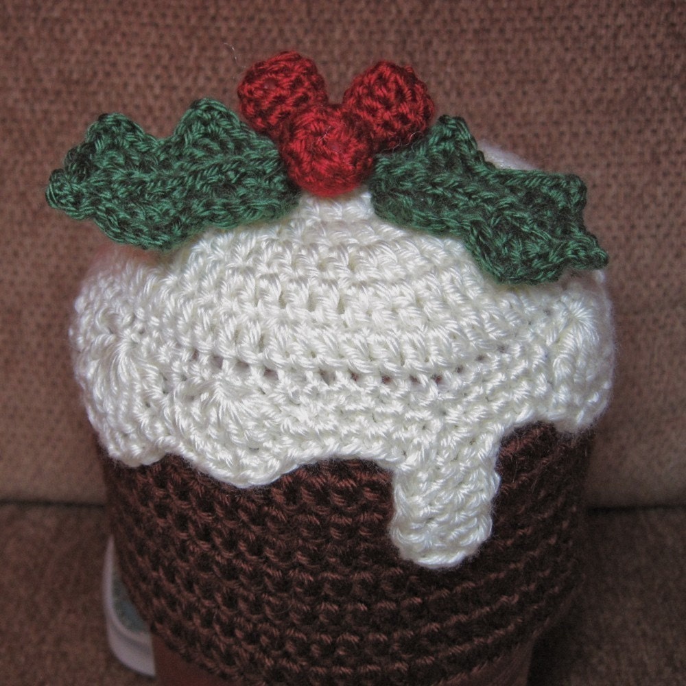 PATTERN - Crocheted Christmas Plum Pudding Hat With Holly Pattern - Etsy