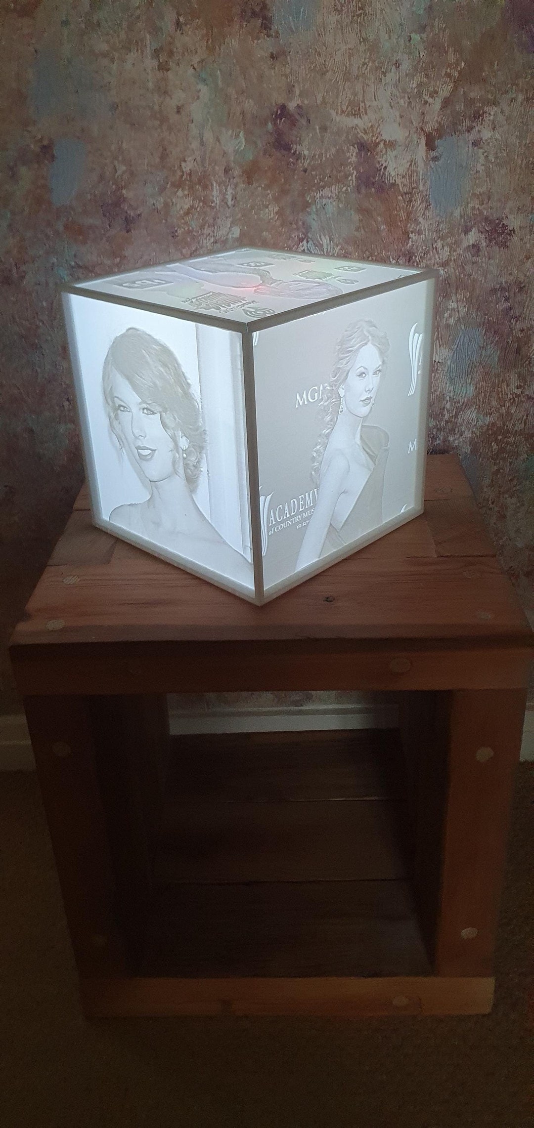 Taylor Swift Pictures Lighting Light Box Bedside Light Taylor Swift Fan ...