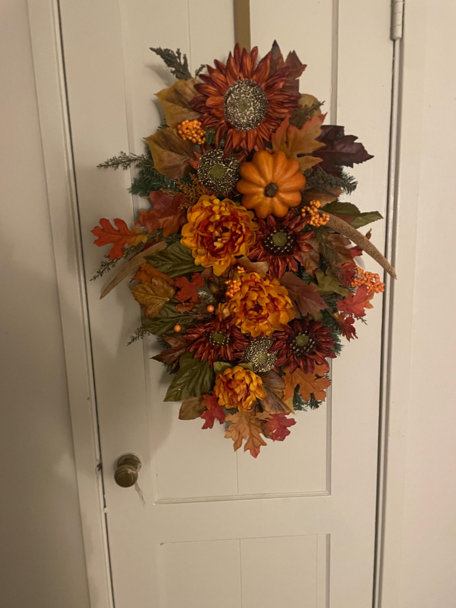 Handmade Custom Wreaths and Door Hangers. Made to Order is Also ...
