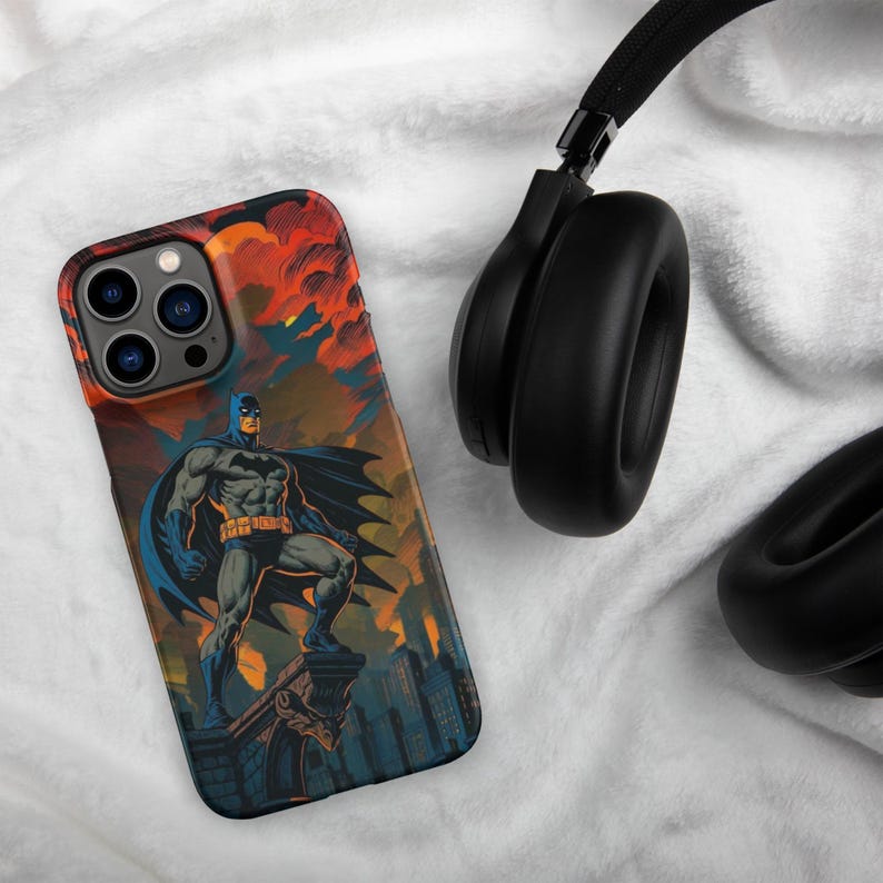 Batman Comics Cover Inspired | Retro Style | Wireless Charging Snap ...