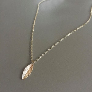 Small Golden Leaf Necklace Simple - Etsy