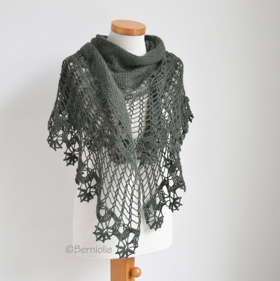 Crochet Shawl Pattern - SIOBHAN, INSTANT DOWNLOAD, Pdf - Etsy