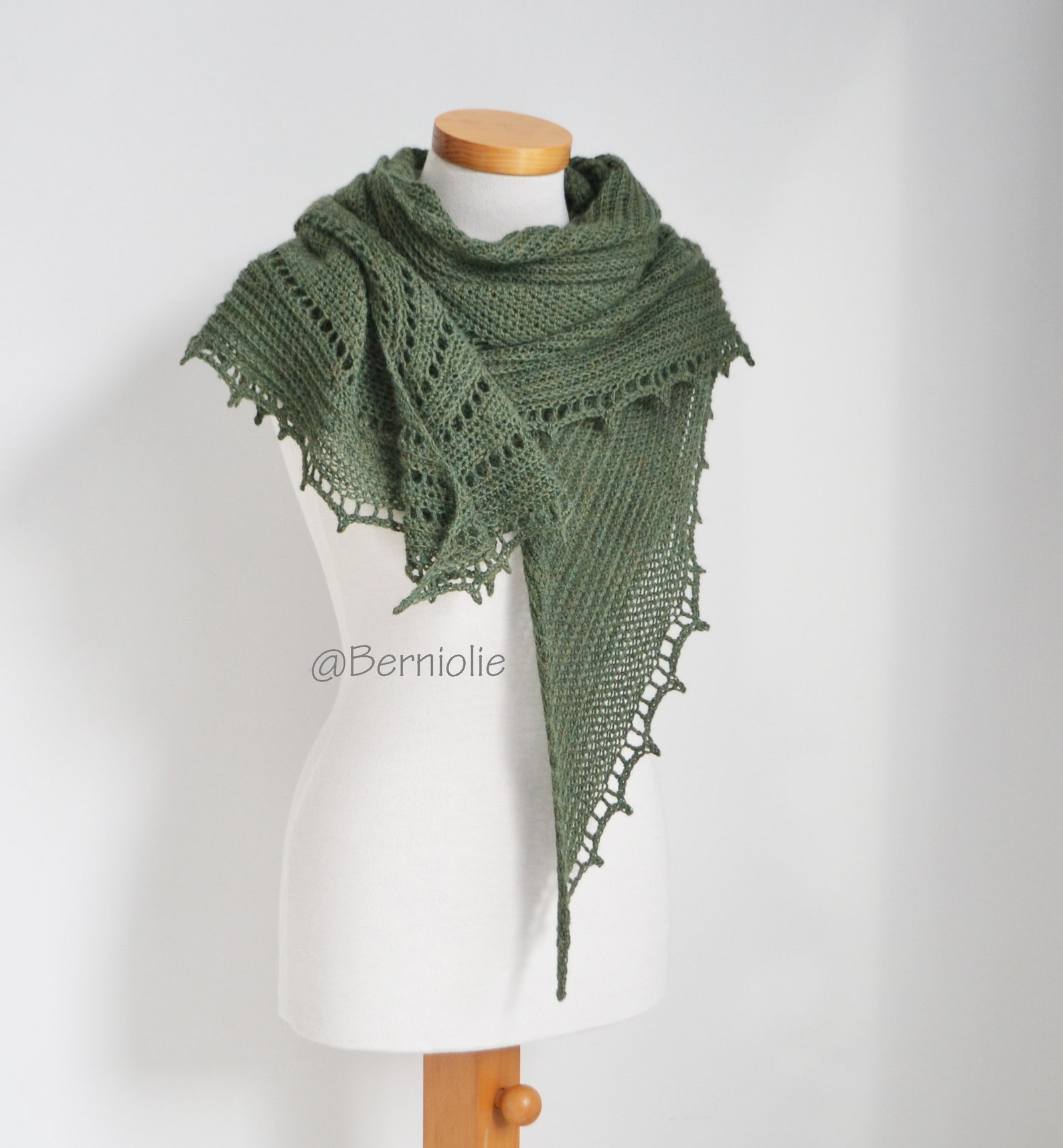 Crochet Shawl Pattern - MARIS, Alpaca Crochet Wrap, Green Scarf, Crescent Shawl Pattern, INSTANT ...