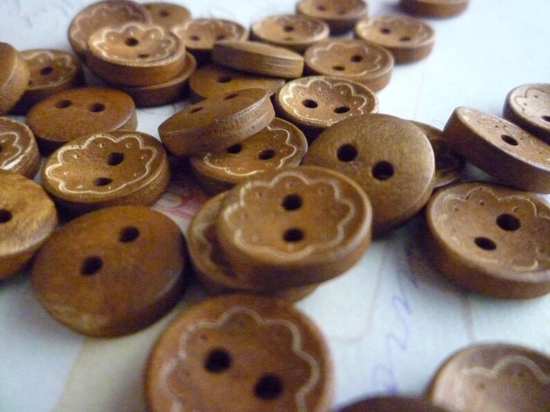 Buttons With Flower Pattern Brown Wood 13mm - Etsy