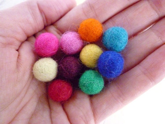 Felt Balls SMALL X 20 Mixed Colours 1cm | Etsy