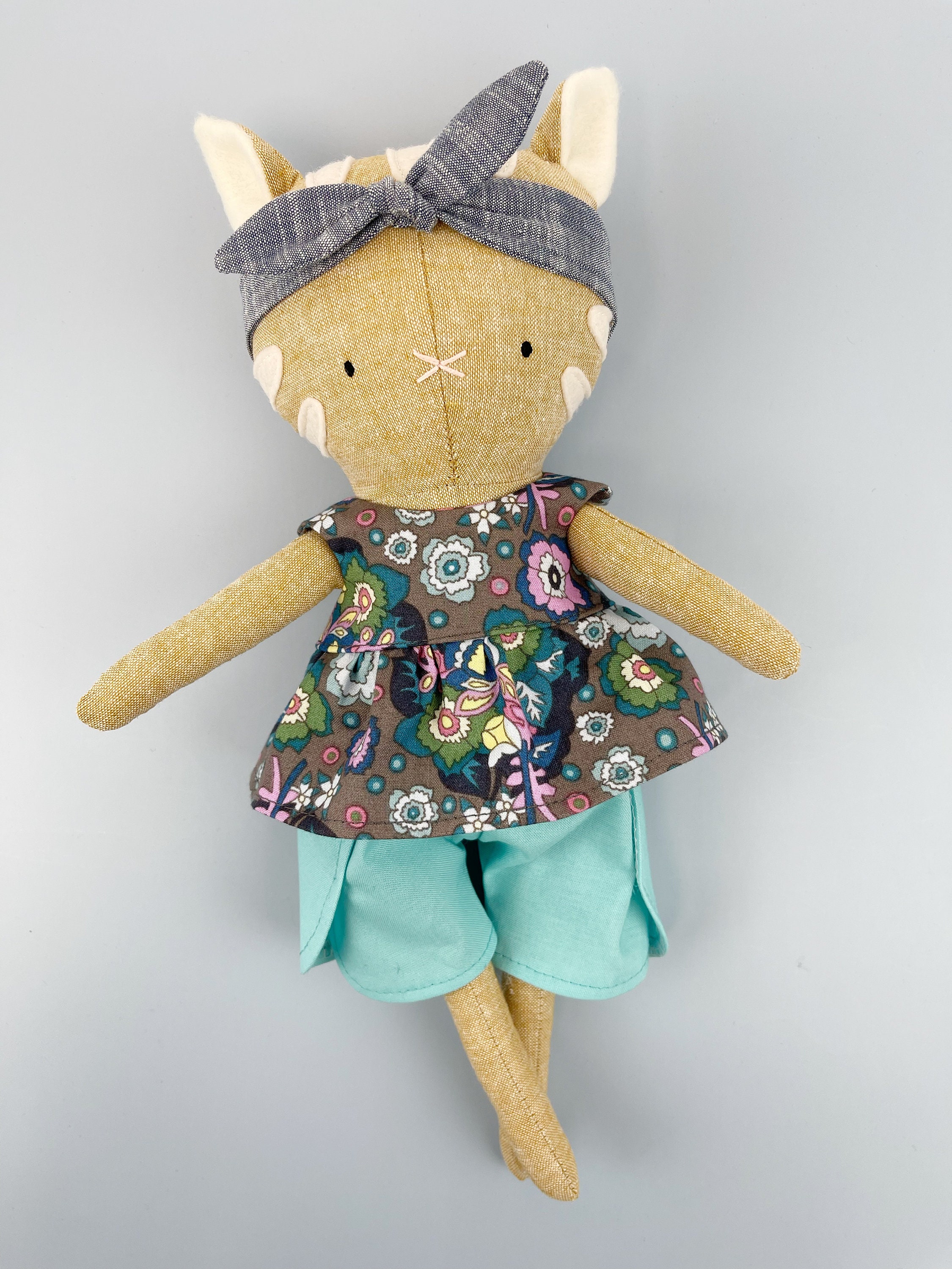 Mini Pals Dress up Set 9, MAY FLOWERS, Doll Clothing Pattern, Doll ...