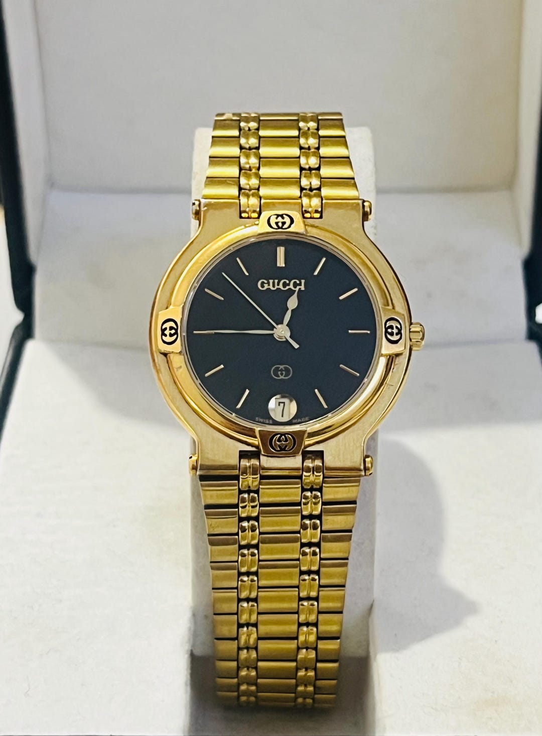 GUCCI Gold Plated 9200m Quartz Calendar Bracelet Watch,black Dial With ...