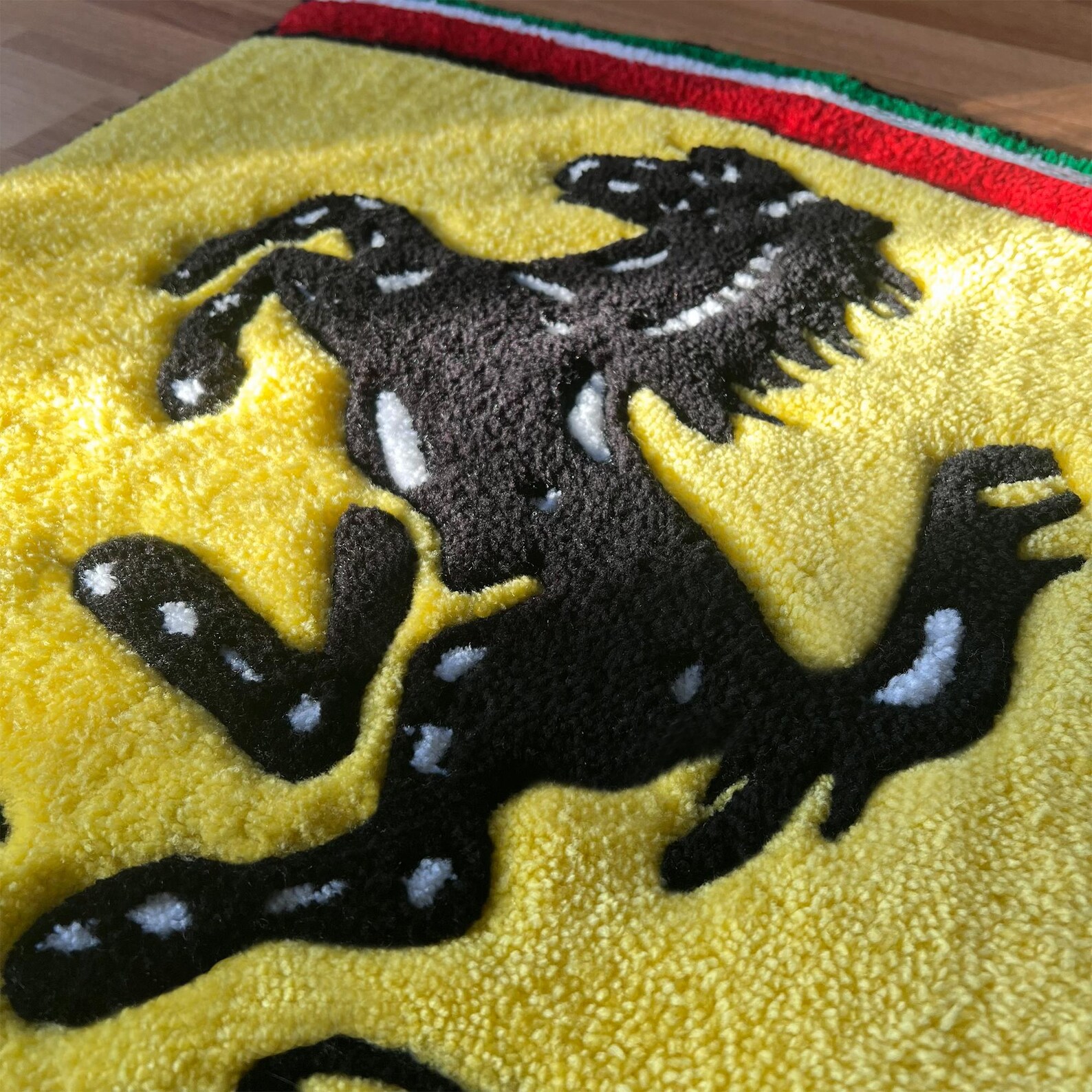 Ferrari Logo Tufted Rug – Handmade Motorsport Gift for Car Lovers - Etsy