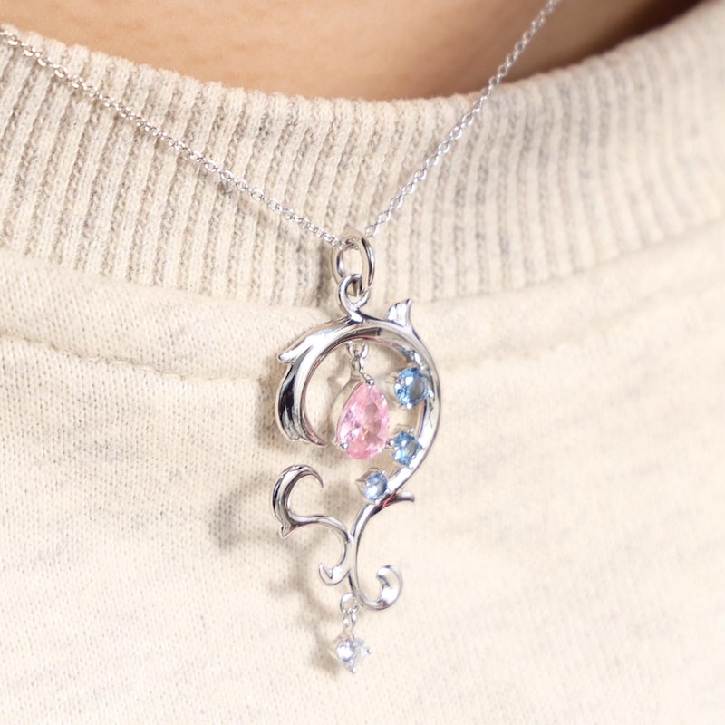 Mage Final Fantasy Necklace - Etsy