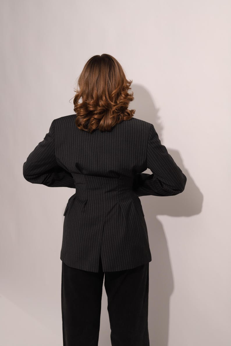 Modern Timeless Tailored Chic Women's Blazer / Reworked Vintage Style ...