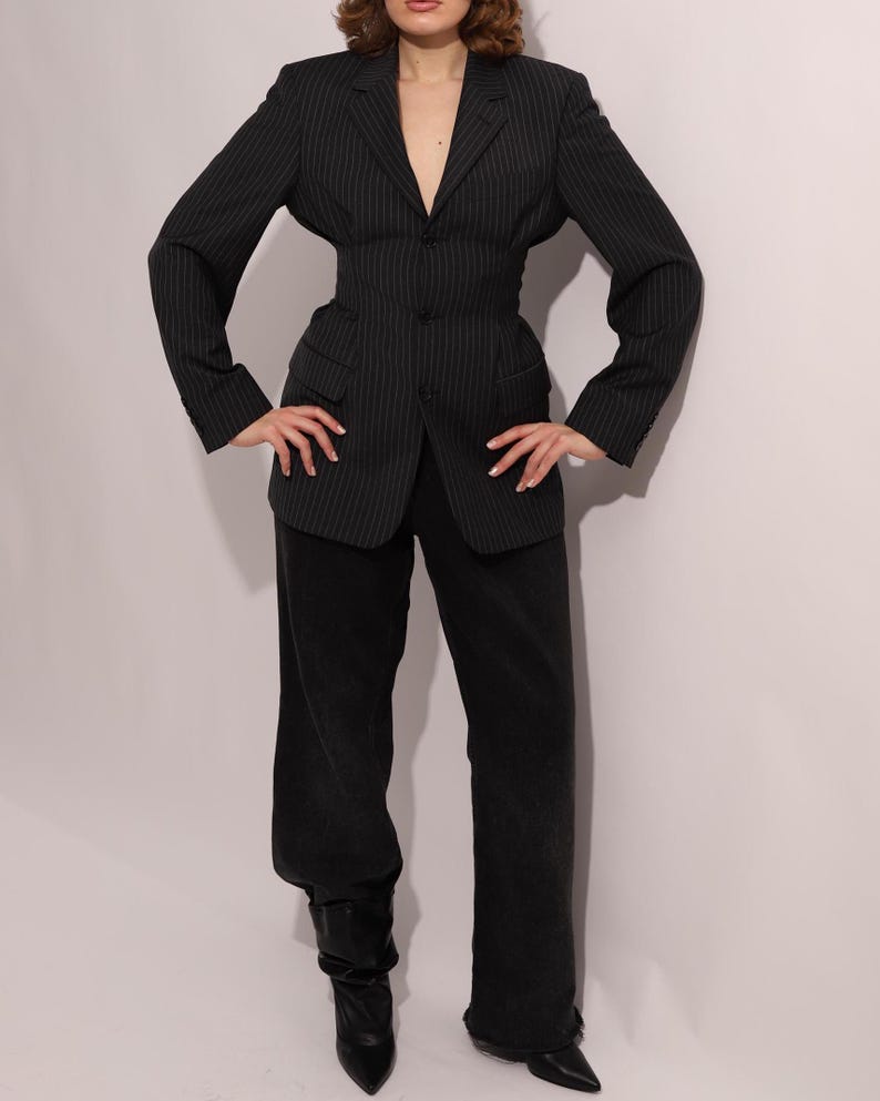 Modern Timeless Tailored Chic Women's Blazer / Reworked Vintage Style ...