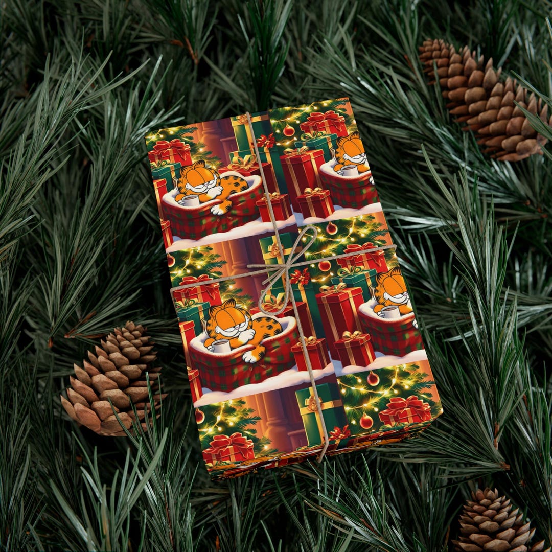 Garfield Inspired Christmas Wrapping Paper for Kids Who Love the ...