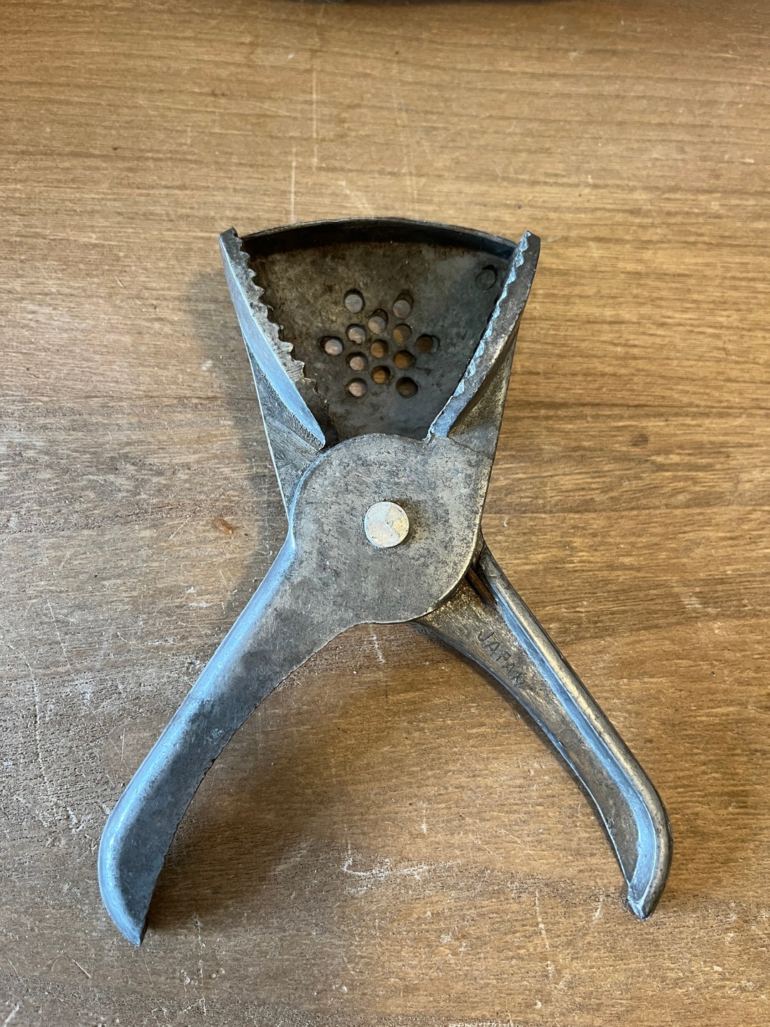 Handheld Metal Lemon Squeezer, Citrus Juicer, Vintage, 1950s - Etsy