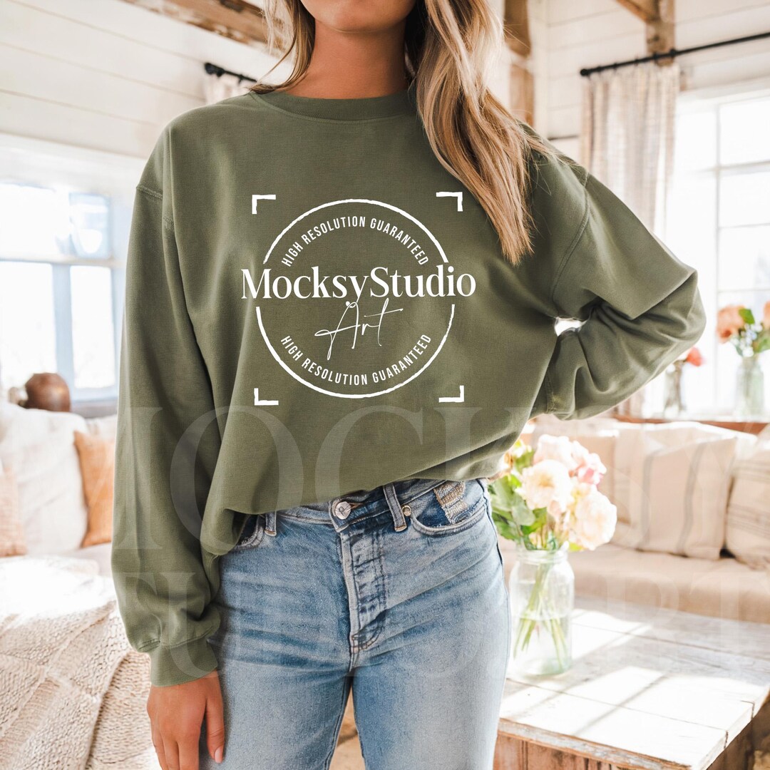 Gildan 18000 Military Green Crewneck Sweatshirt Mockup, Gildan Heavy ...