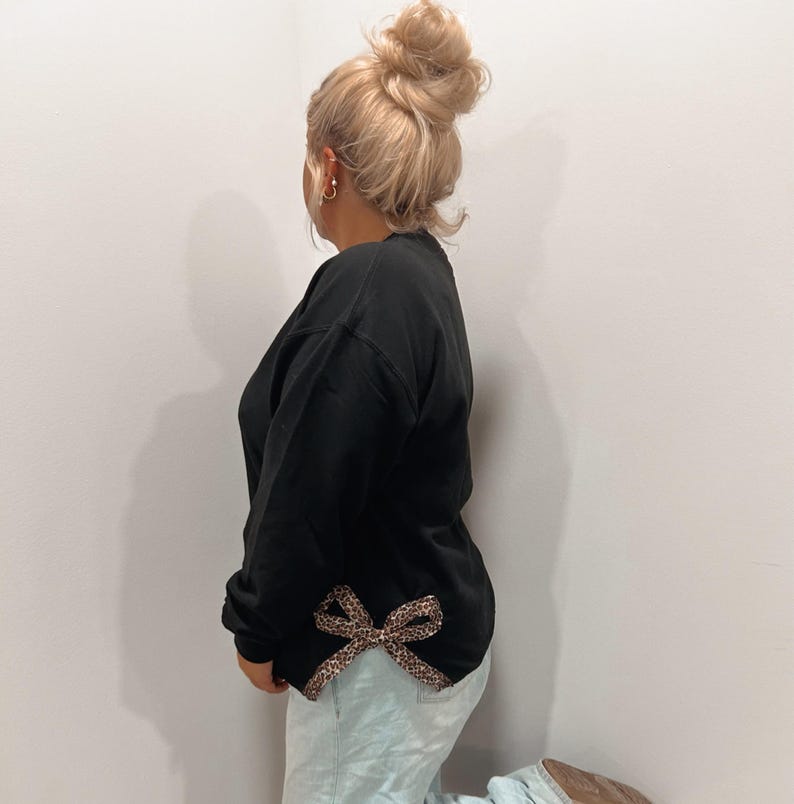 Bow Cutout Crewneck - Etsy