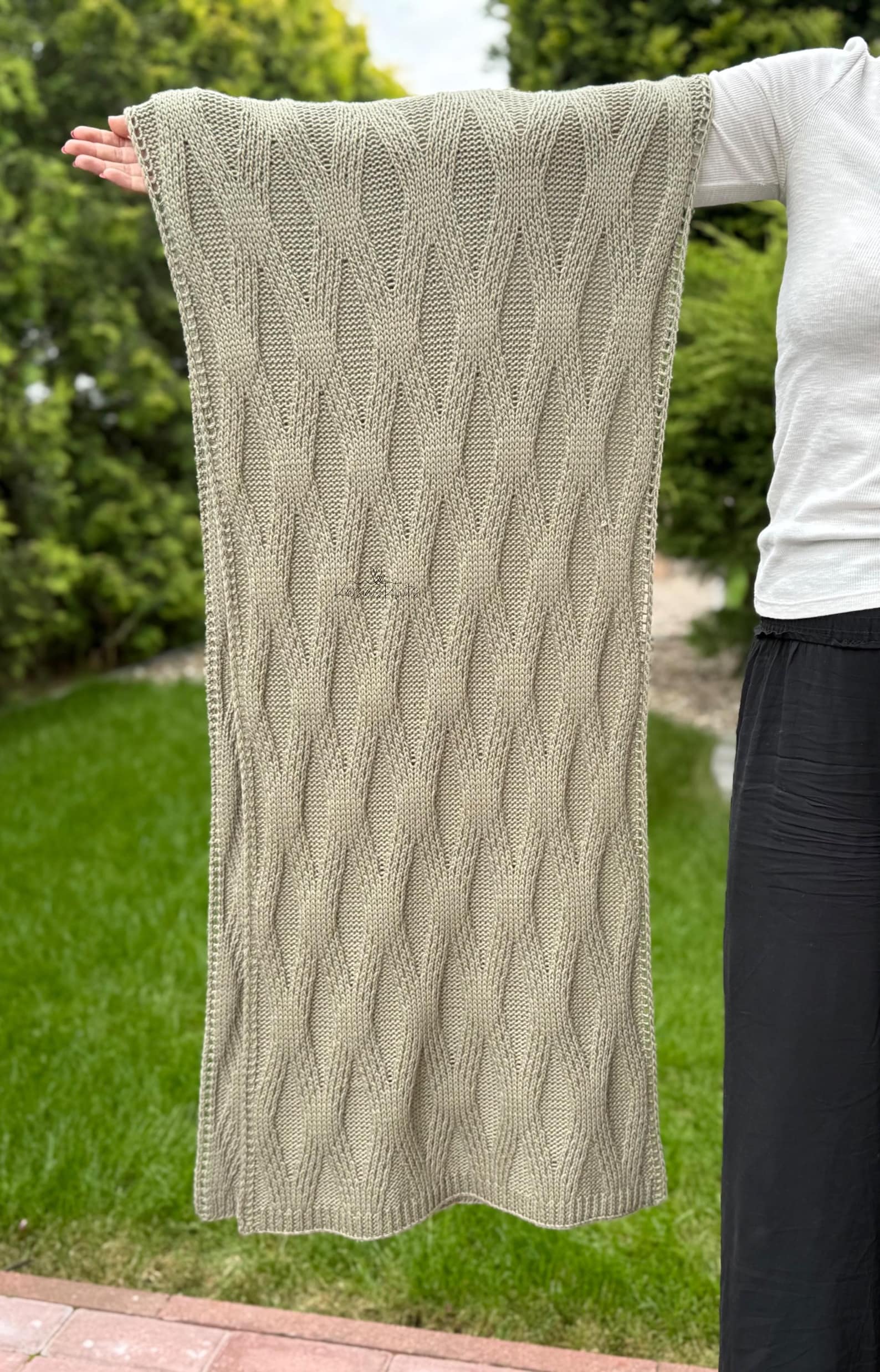 Textured Rectangular Shawl Knitting Pattern: Reversible Cable Knit Wrap ...