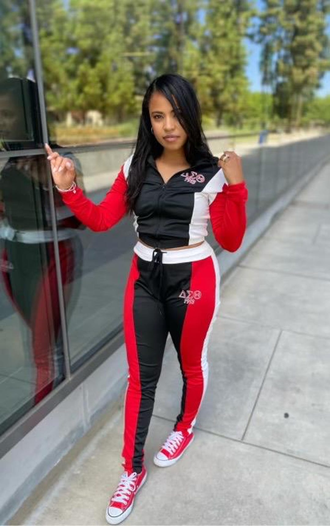 Delta Sigma Theta Jogger - 2 Piece Set With Embroidery. (runs a Size ...