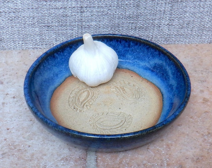Garlic Grating Dish Grater Bowl for Bread Dipping Hand Thrown - Etsy