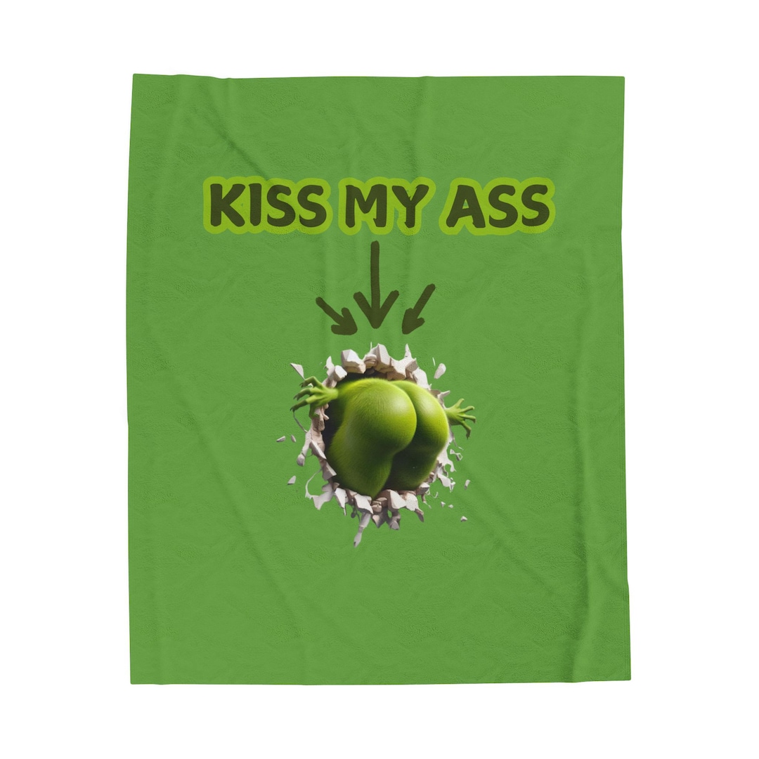 Grinch Kiss My Blanket - Etsy