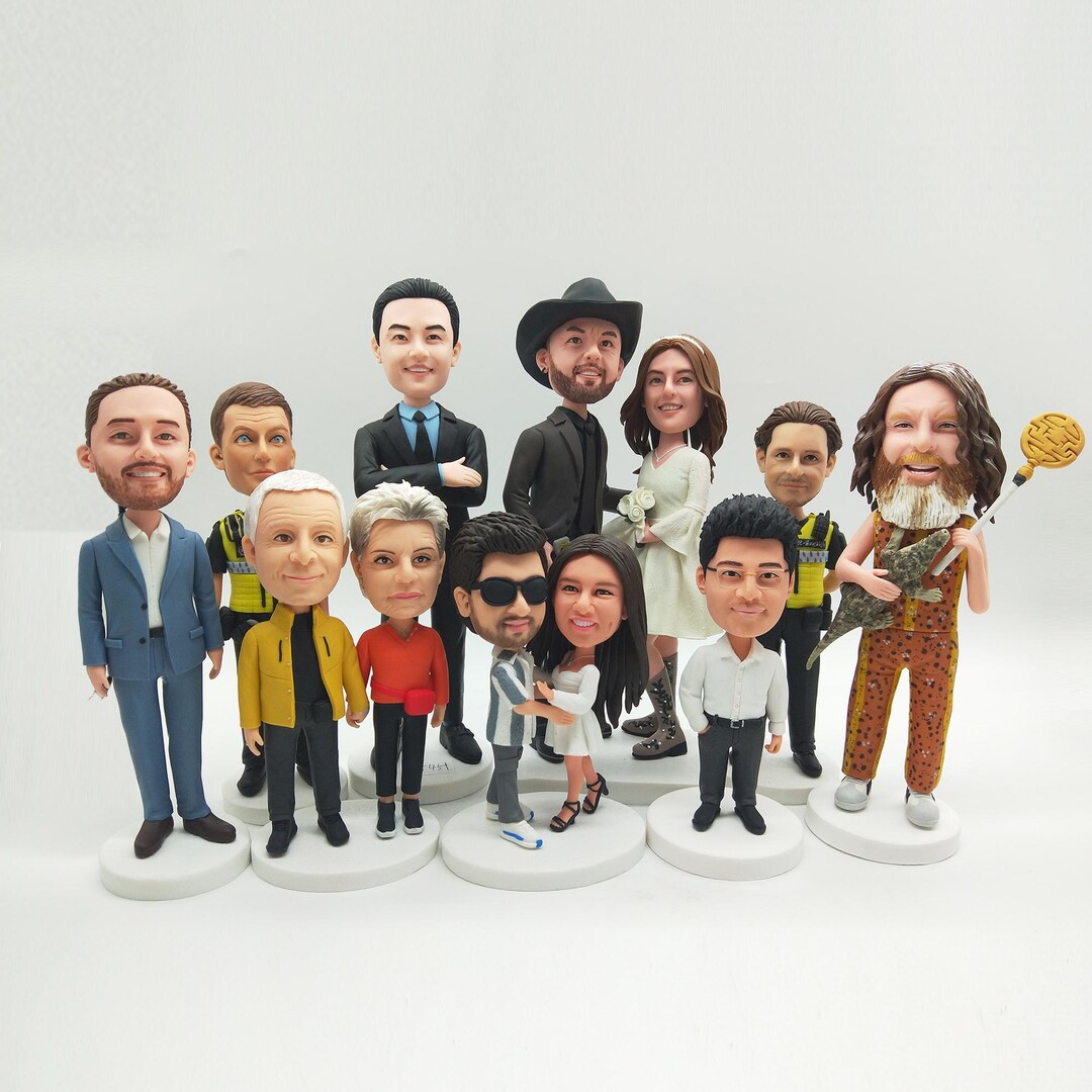 Custom Bobbleheads in Photos, Personalized 3D Statues, Custom Couple ...