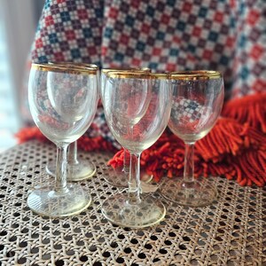 Vintage Gold Rimmed Wine Glasses - Etsy