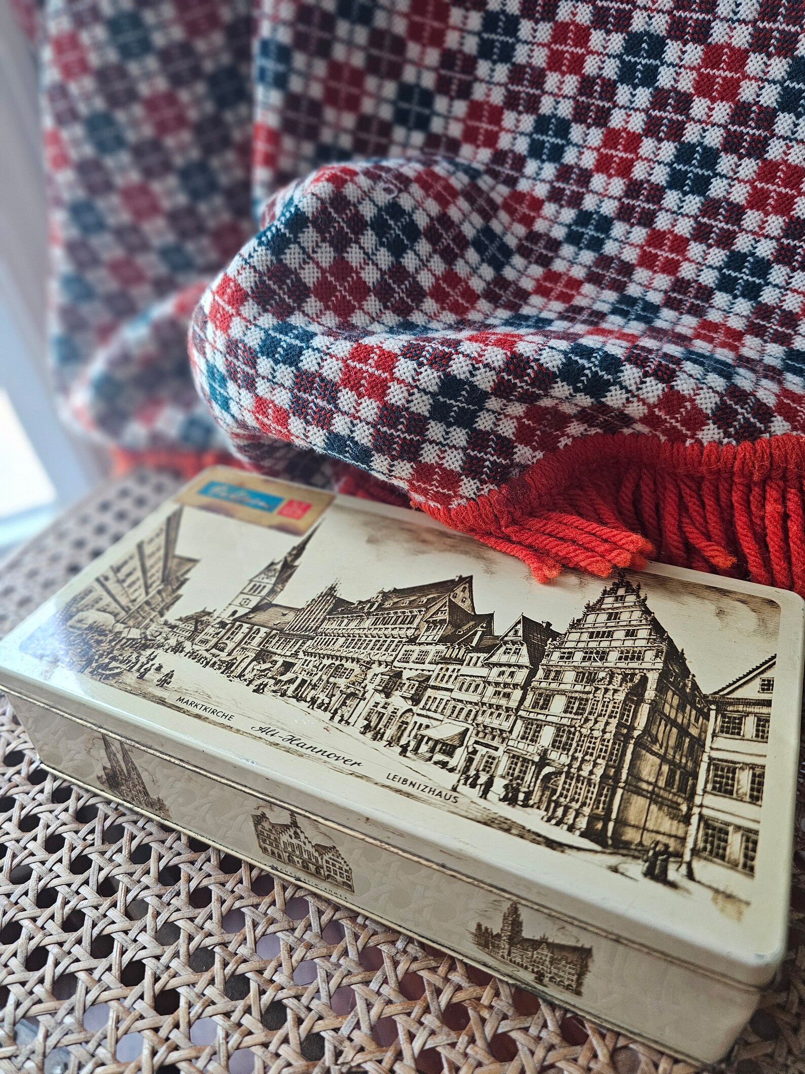 Bahlsens Biscuit Tin Vintage Tin German City Scene Lid - Etsy