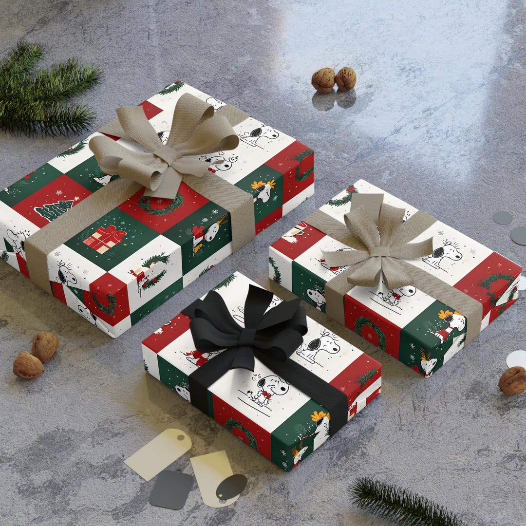 Wrapping Paper Roll - Snoopy Holiday Christmas Gift Wrap, Festive ...