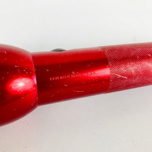 Vintage Mag-lite Aluminum Flashlight With Red Metallic Body, 1990s Mag ...