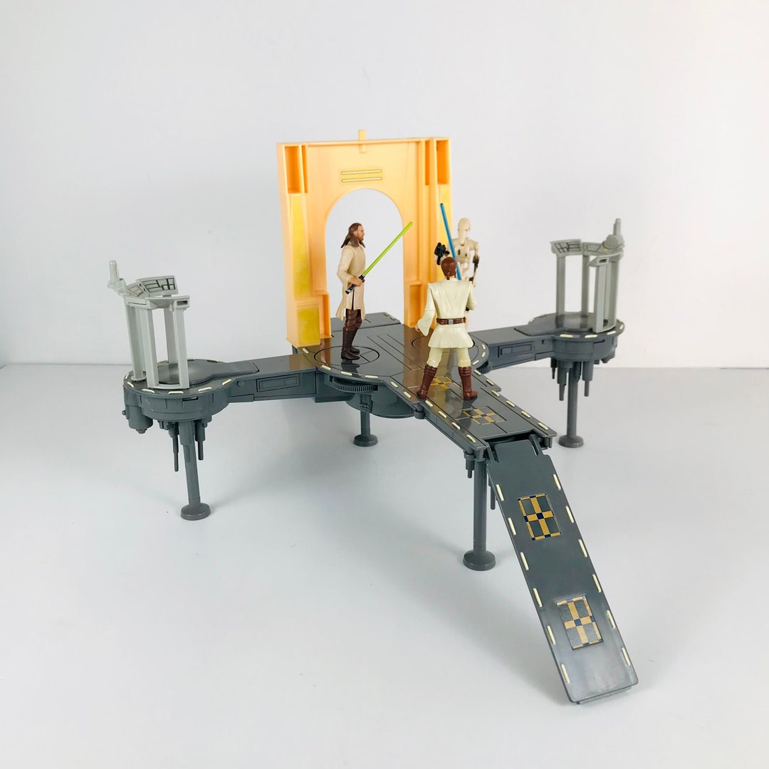 1999 Star Wars the Phantom Menace Theed Generator Complex Playset With ...