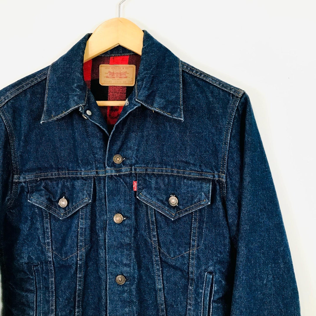 Vintage Levi's 1980s Dark Denim Red Flannel Lined Jean Jacket Men's ...