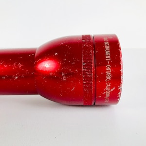 Vintage Mag-lite Aluminum Flashlight With Red Metallic Body, 1990s Mag ...