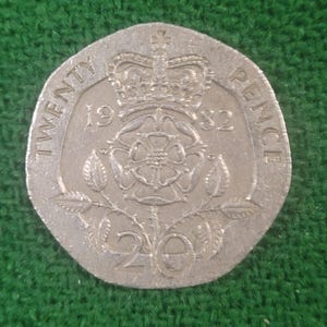 1982 ,20 Pence British Coin - Etsy