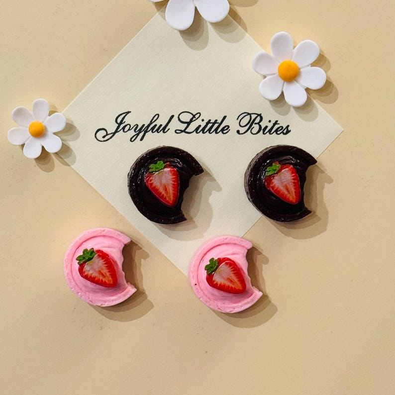 4pcs Chocolate Strawberry Bite Magnets | Handmade Mini Food Decor ...