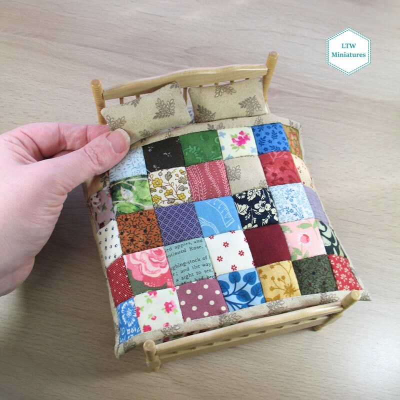 Doll House Quilt - Etsy