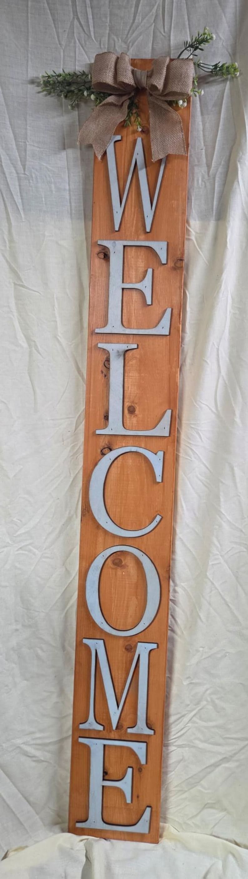 Rustic Wooden Welcome Sign With Seasonal Bow - Etsy