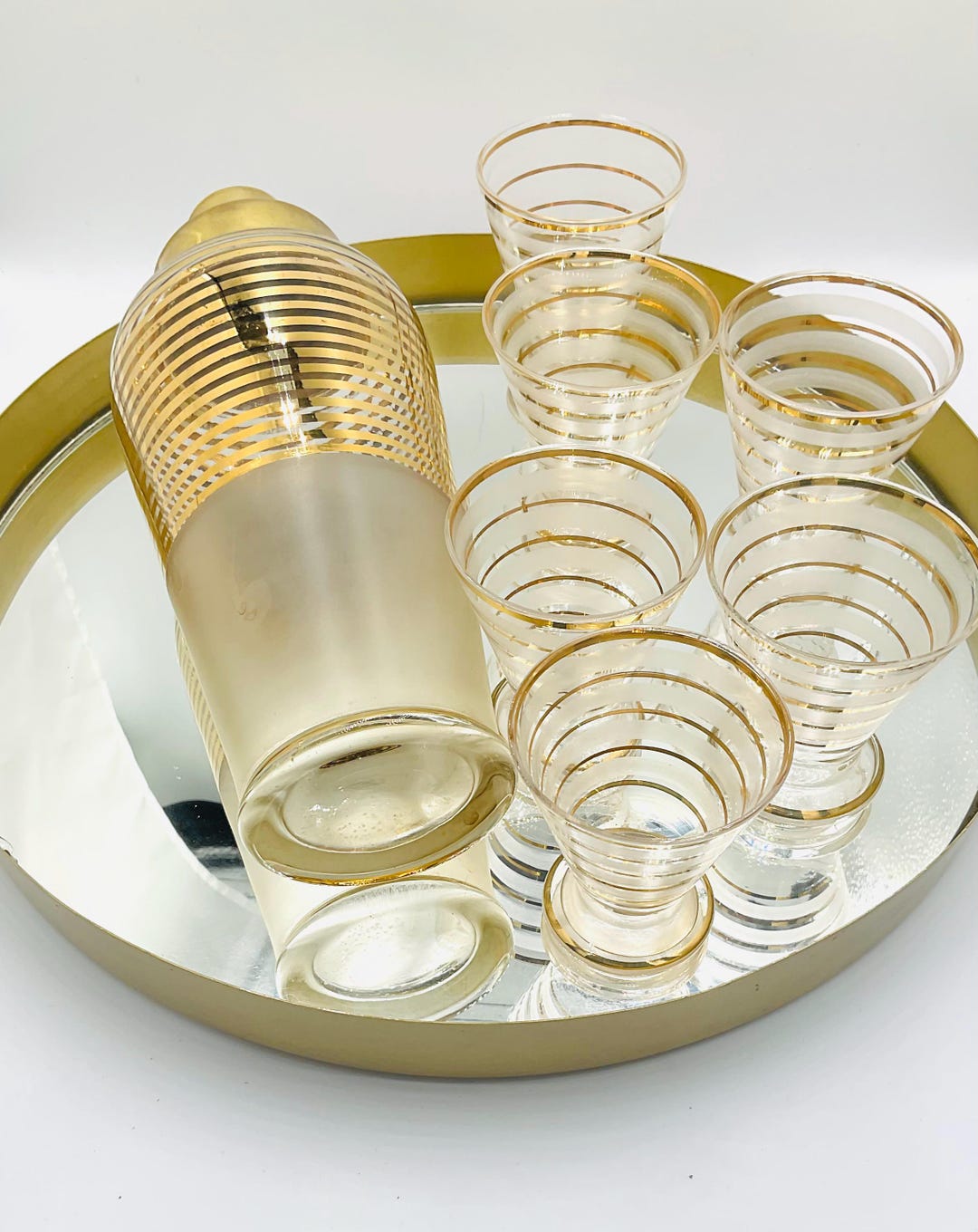 Vintage Mid-century Cocktail Set: Opaque Glass With Gilt Circles, 7 ...