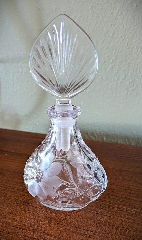 Princess House Lead Crystal Art Deco Perfume Bottle - Gem