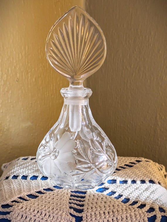 Princess House Lead Crystal Art Deco Perfume Bottle - Gem