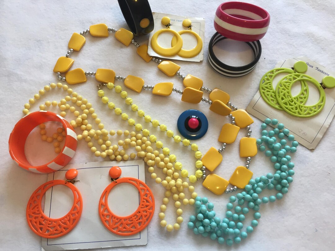 Job Lot of Colourful 80s Plastic Jewellery - Etsy