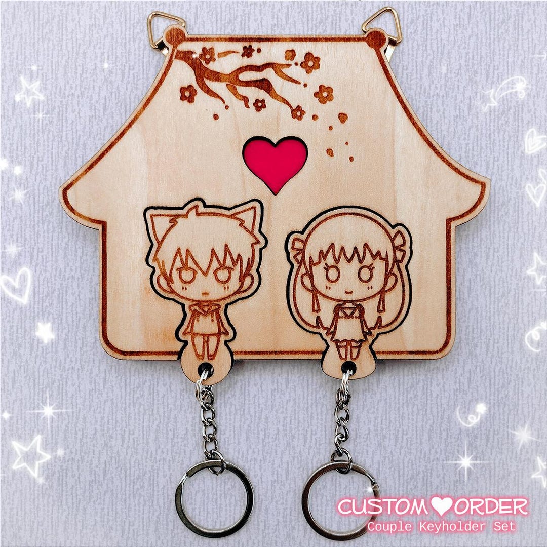CUSTOM Couple Keyholder Wood Keychain Set - Etsy