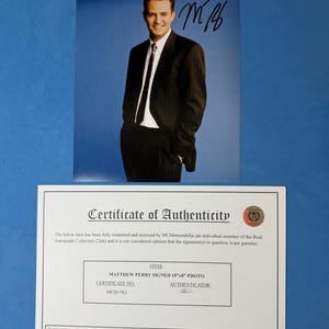 Matthew Perry Signed 10”x8” Photo With COA - Etsy