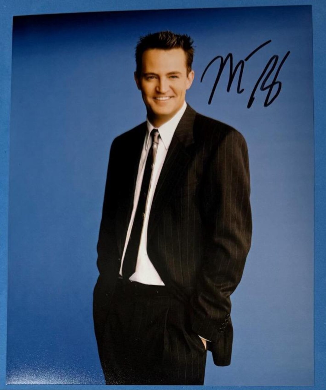 Matthew Perry Signed 10”x8” Photo With COA - Etsy
